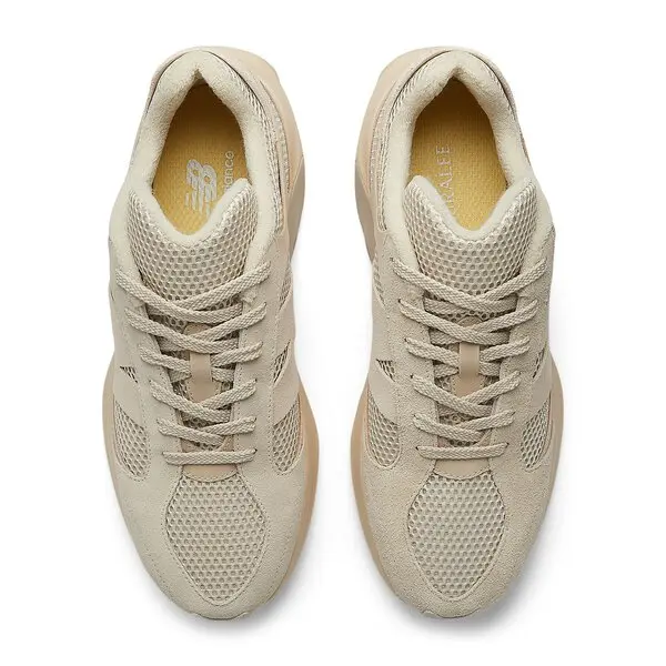 NEW BALANCE X Auralee Wrpd Runner Sneakers - Tan