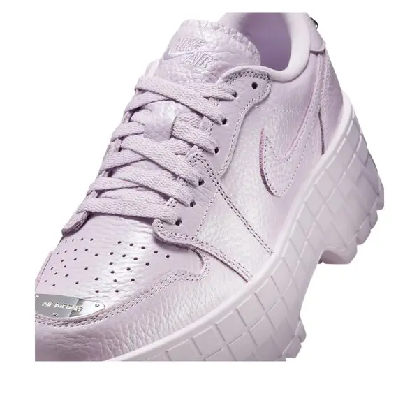 JORDAN 1 Brooklyn Low Platform Sneakers - Doll/metallic Silver