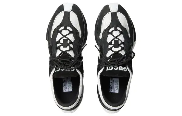 Gucci Run Sneaker In Black Suede - Black/white