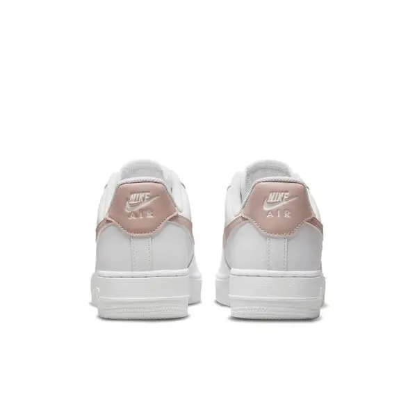 Nike Force 1 '07 Low Top Sneakers