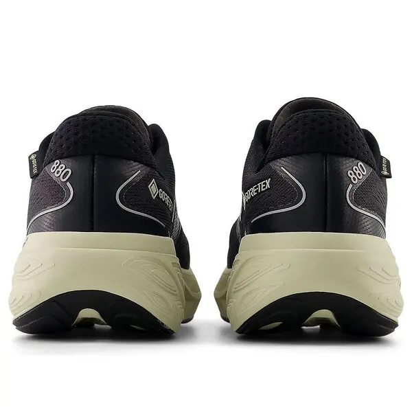 NEW BALANCE Fresh Foam X 880v15 Gore-tex Athletic Sneakers