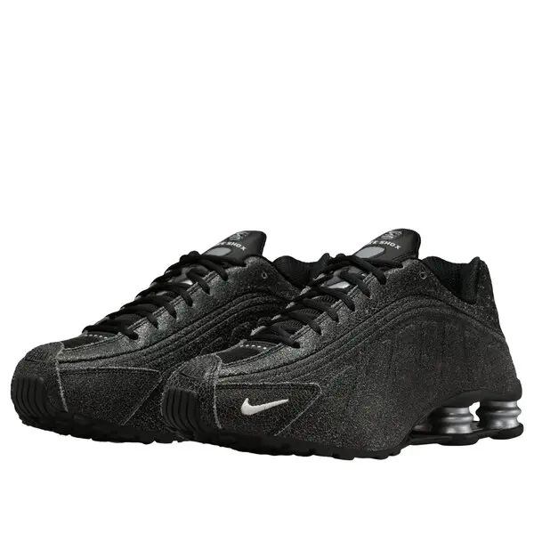 Nike Shox R4 Sneakers - Black