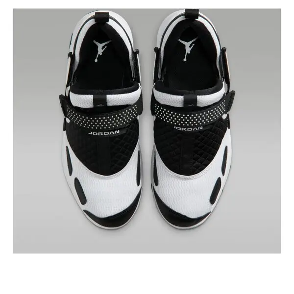 JORDAN Trunner Lx Sneakers - Black/white