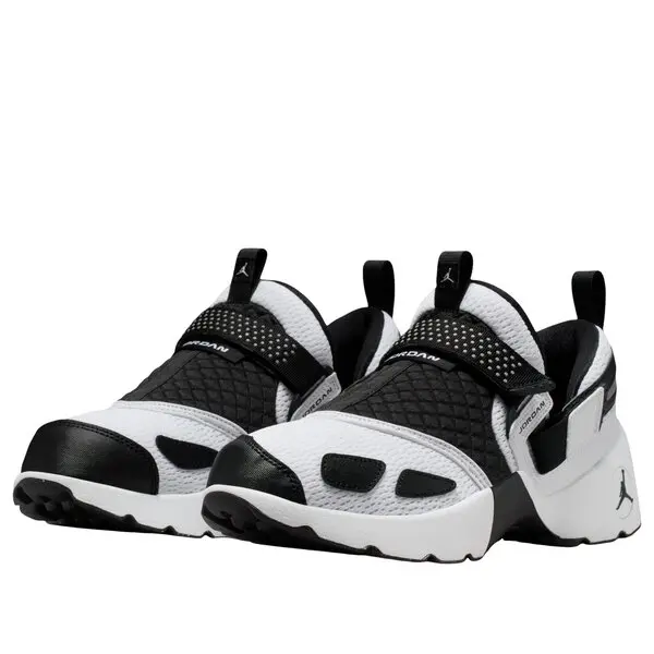 JORDAN Trunner Lx Sneakers - Black/white