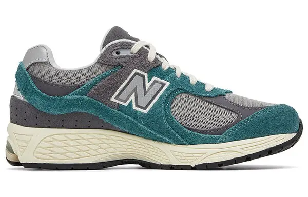 NEW BALANCE 2002r Casual Shoes - Grey/green