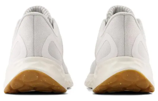 NEW BALANCE Fresh Foam Arishi V4 Low Top Sneakers