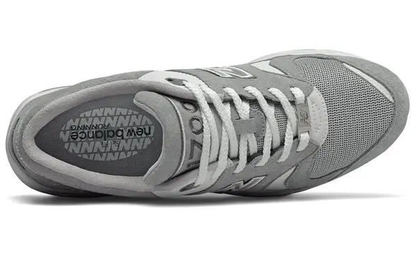 NEW BALANCE 2020 Casual Retro Sneakers - Grey/white