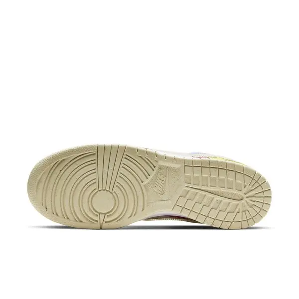 Nike Dunk Low "city Market" Sneakers