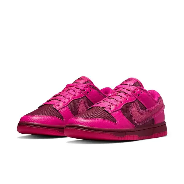 Nike Dunk Low "valentine's Day" Sneakers