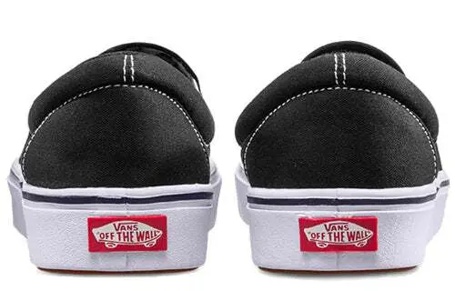 VANS Classic Slip-on Comfycush Sneakers - Black