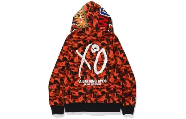 A BATHING APE X Xo Camo Shark Full Zip Hoodie - Orange/black