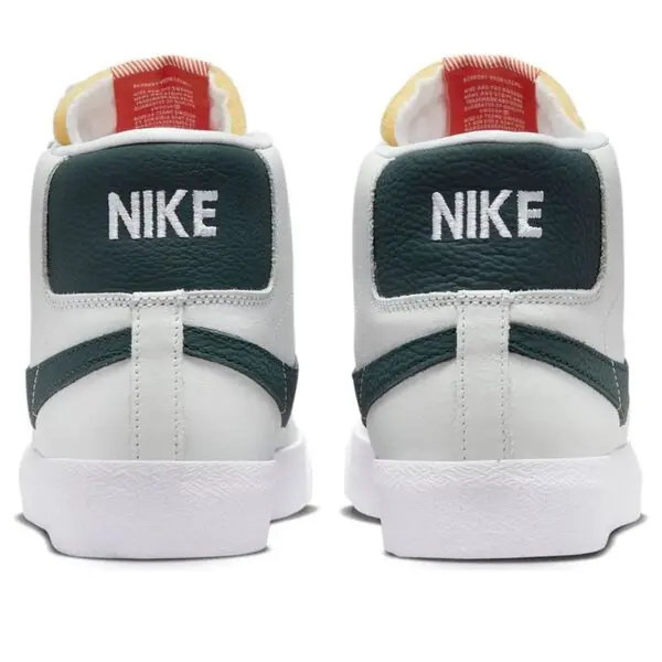 Nike Zoom Blazer Mid Iso Sb Sneakers - White/green
