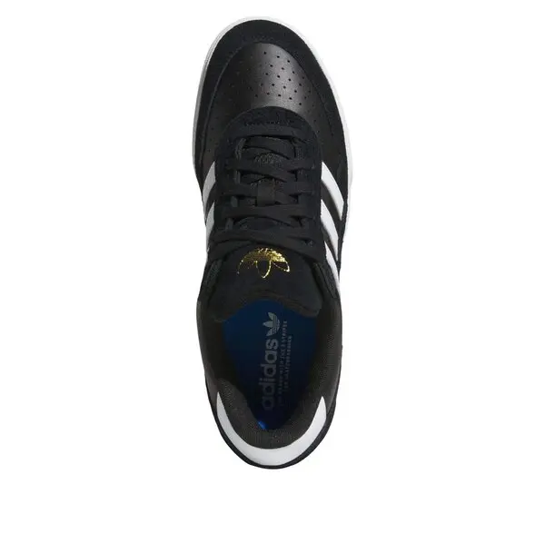 Adidas Tyshawn Ii "black White" Athletic Sneakers - Core Black/cloud White/gum