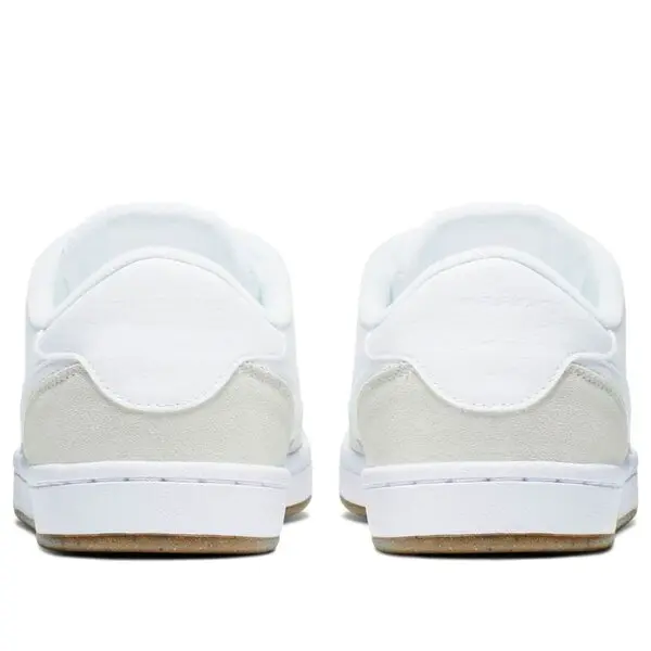 Nike Fc Standard Sb 'summit Gum' Low Top Sneakers - White