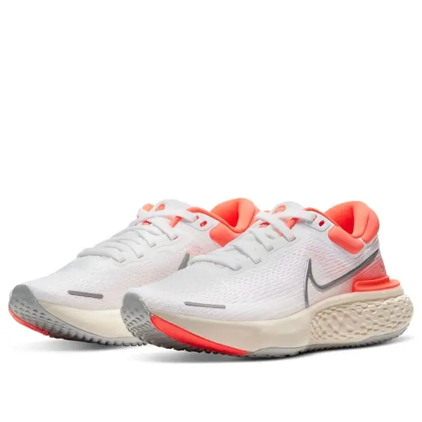 Nike Zoomx Invincible Run Flyknit Sneakers