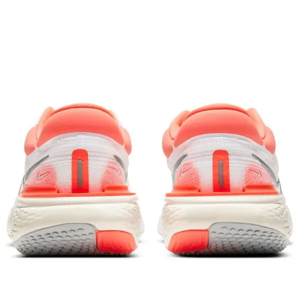 Nike Zoomx Invincible Run Flyknit Sneakers
