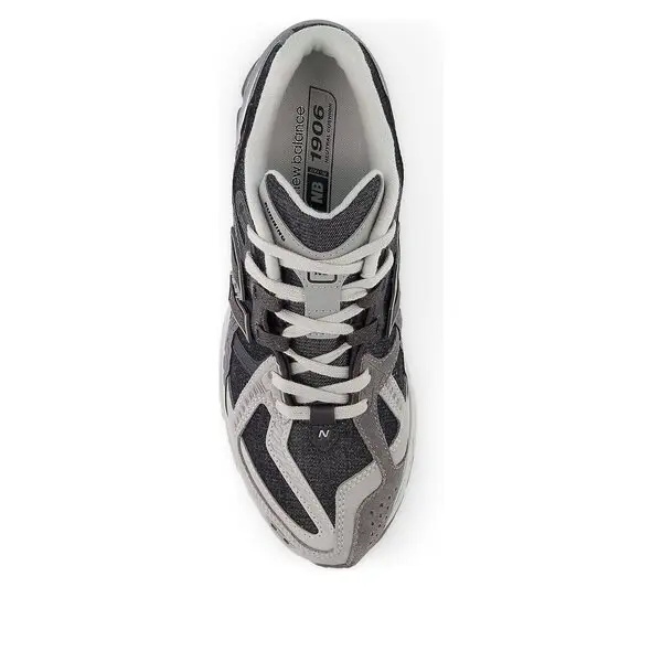 NEW BALANCE 1906u Sneakers - Black/grey