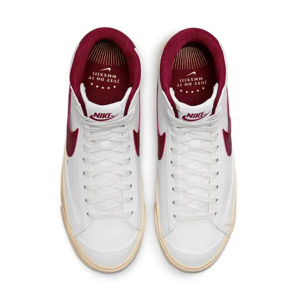 Nike Blazer Mid High Top Sneakers