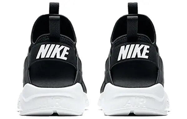Nike Huarache Run Ultra Sneakers - Black/white