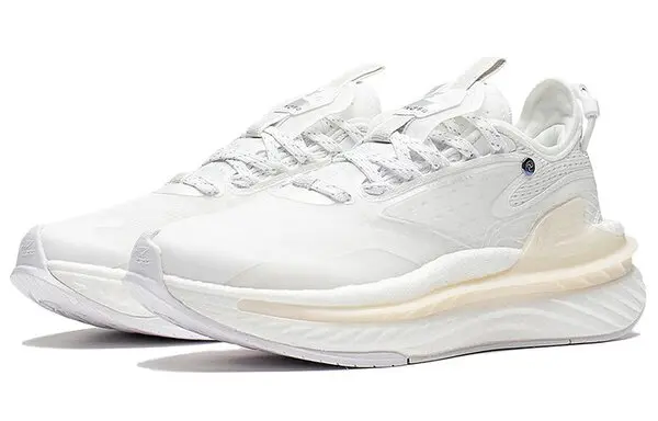 LI-NING Beyond Sneakers
