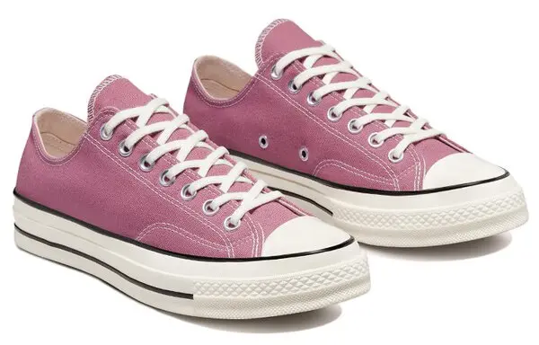 CONVERSE Chuck 70 Vintage Canvas Low Top Sneakers - Pink