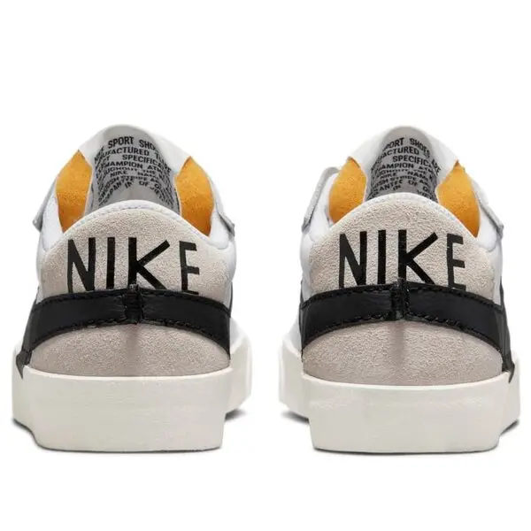 Nike Blazer Low Jumbo Sneakers