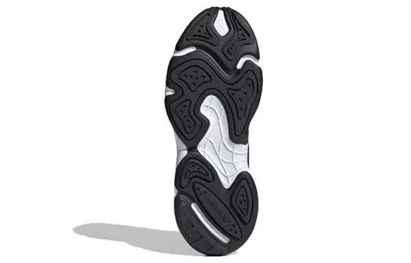 Adidas Haiwee "core " Sneakers - Black