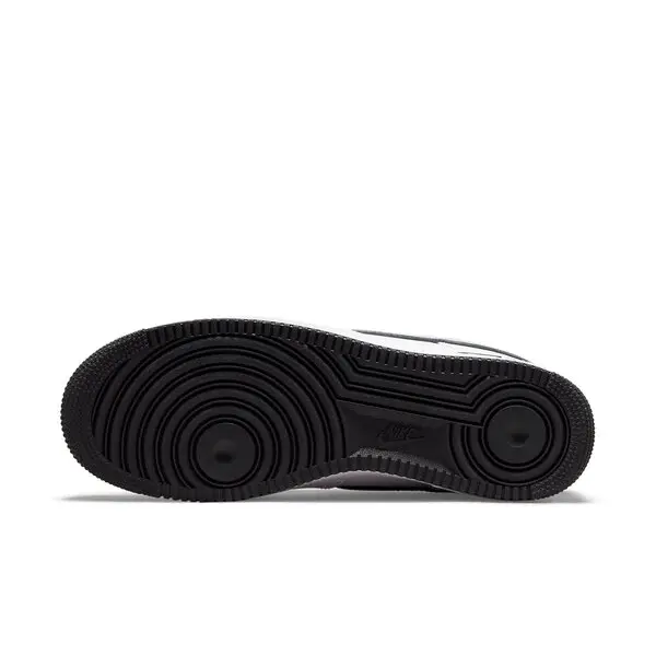 Nike Force 1 '07 Lv8 Sneakers