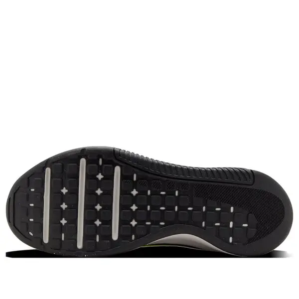 Nike Mc Trainer 3 Sneakers - Black/volt