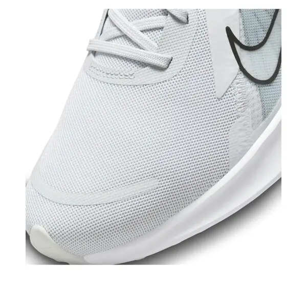 Nike Quest 5 Athletic Sneakers - White/grey/blue