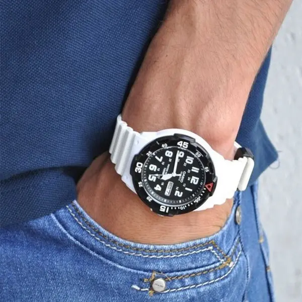 Casio Diving Sports /white Analog