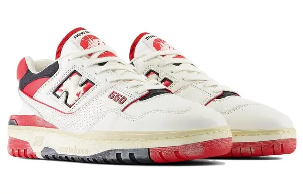 NEW BALANCE 550 Sneakers - White/red/black