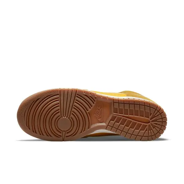 Nike Dunk High Se "first Use Pack - Brown/yellow