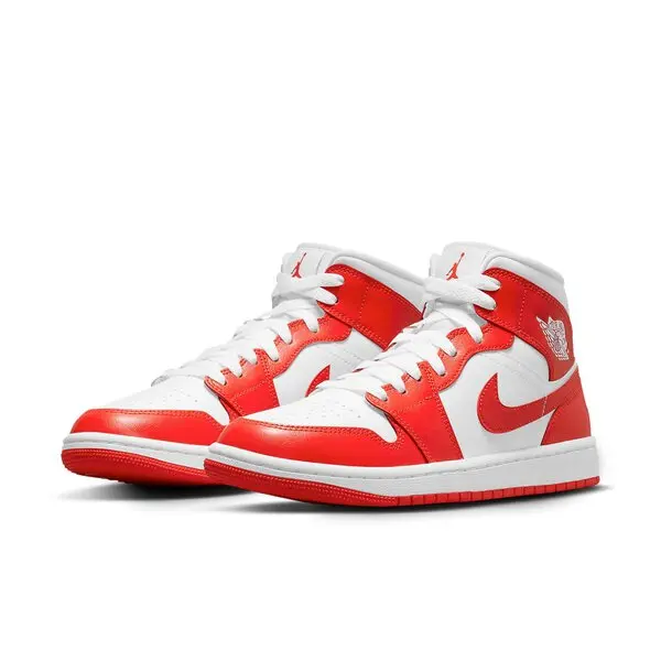 JORDAN 1 Mid Sneakers - Orange/white