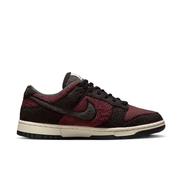Nike Dunk Low Se Fleece Sneakers - Wine Red