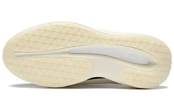 LI-NING Yunyou Fluffy Sneakers - Black/white