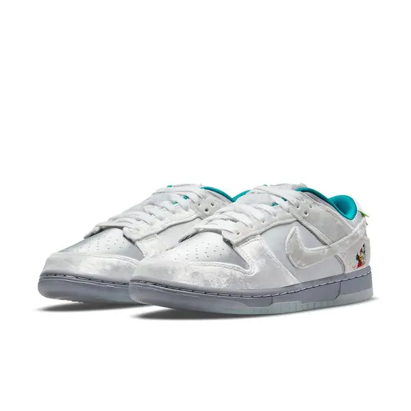 Nike Dunk Low "ice