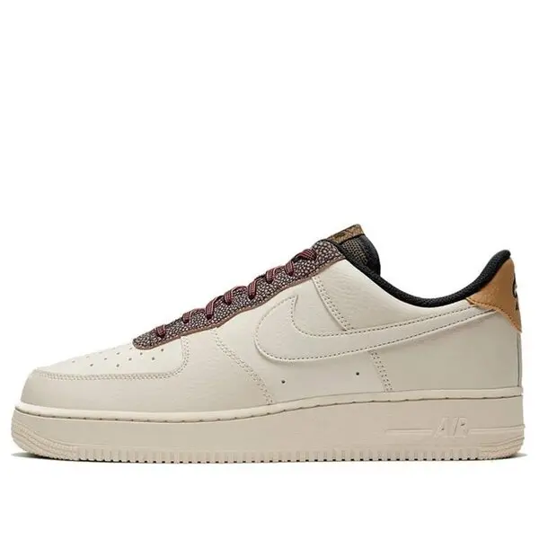 Nike Force 1 '07 Lv8 Sneakers - White