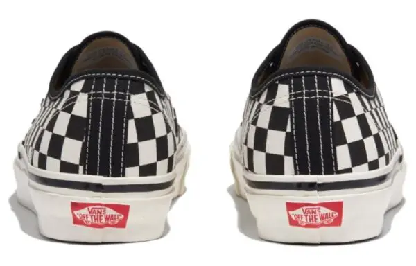 VANS Authentic Checkerboard Lace Up Sneakers - Black/white