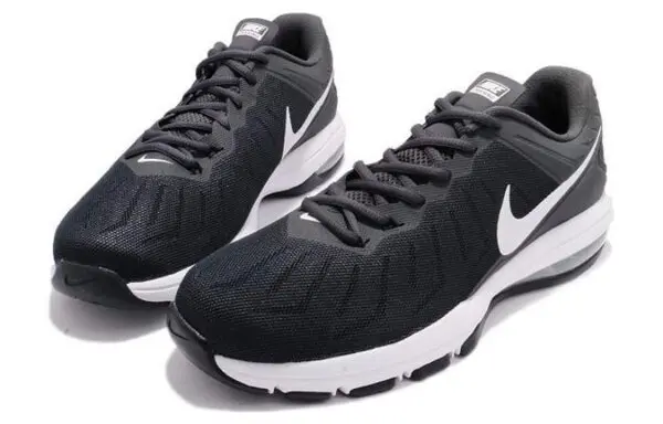 Nike Max Full Ride Tr Sneakers - Black/white