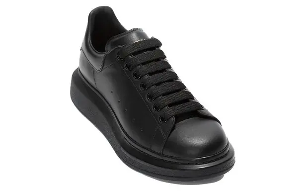 Alexander McQueen Oversized Sneaker - Black