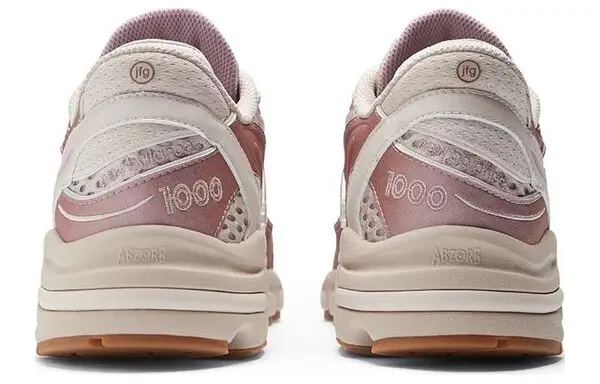 NEW BALANCE X Joe Freshgoods 1000 'pink Mink' Sneakers - Pink/beige