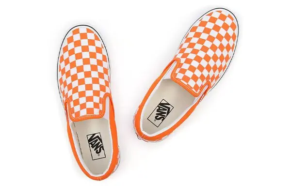 VANS Classic Slip-on Sneakers
