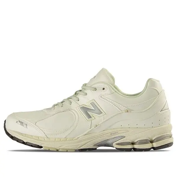 NEW BALANCE Randomevent Unik 2002r Low Top Sneakers - White