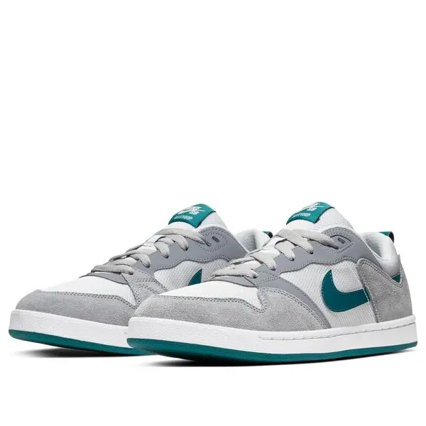 Nike Alleyoop Sb Low Top Sneakers - Grey/green