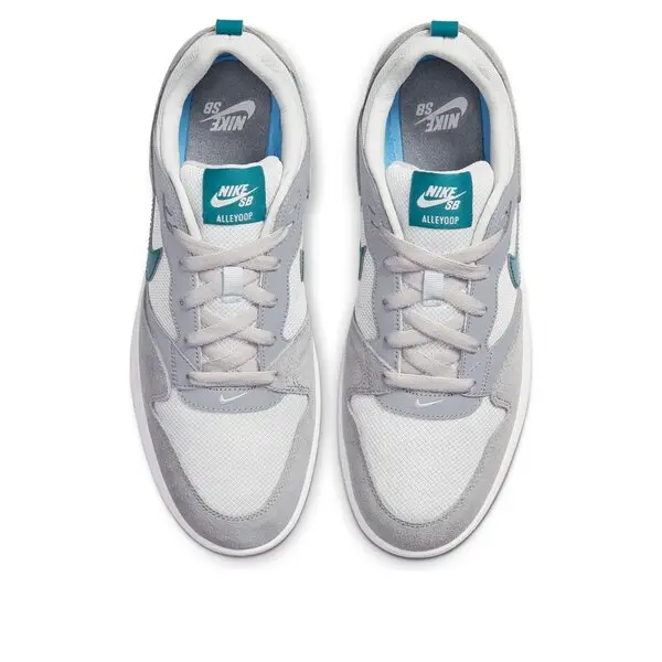 Nike Alleyoop Sb Low Top Sneakers - Grey/green