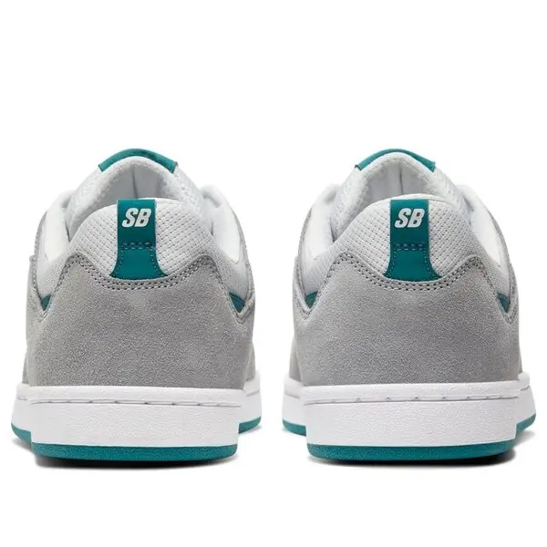 Nike Alleyoop Sb Low Top Sneakers - Grey/green
