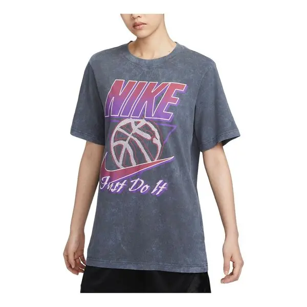 Nike Graphic T-shirt