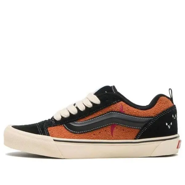 VANS Disney X Knu Skool Sneakers - Black/orange