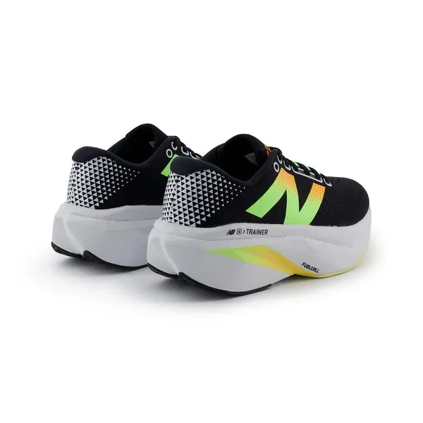 NEW BALANCE Fuelcell Supercomp Trainer V3 - Black/green/orange